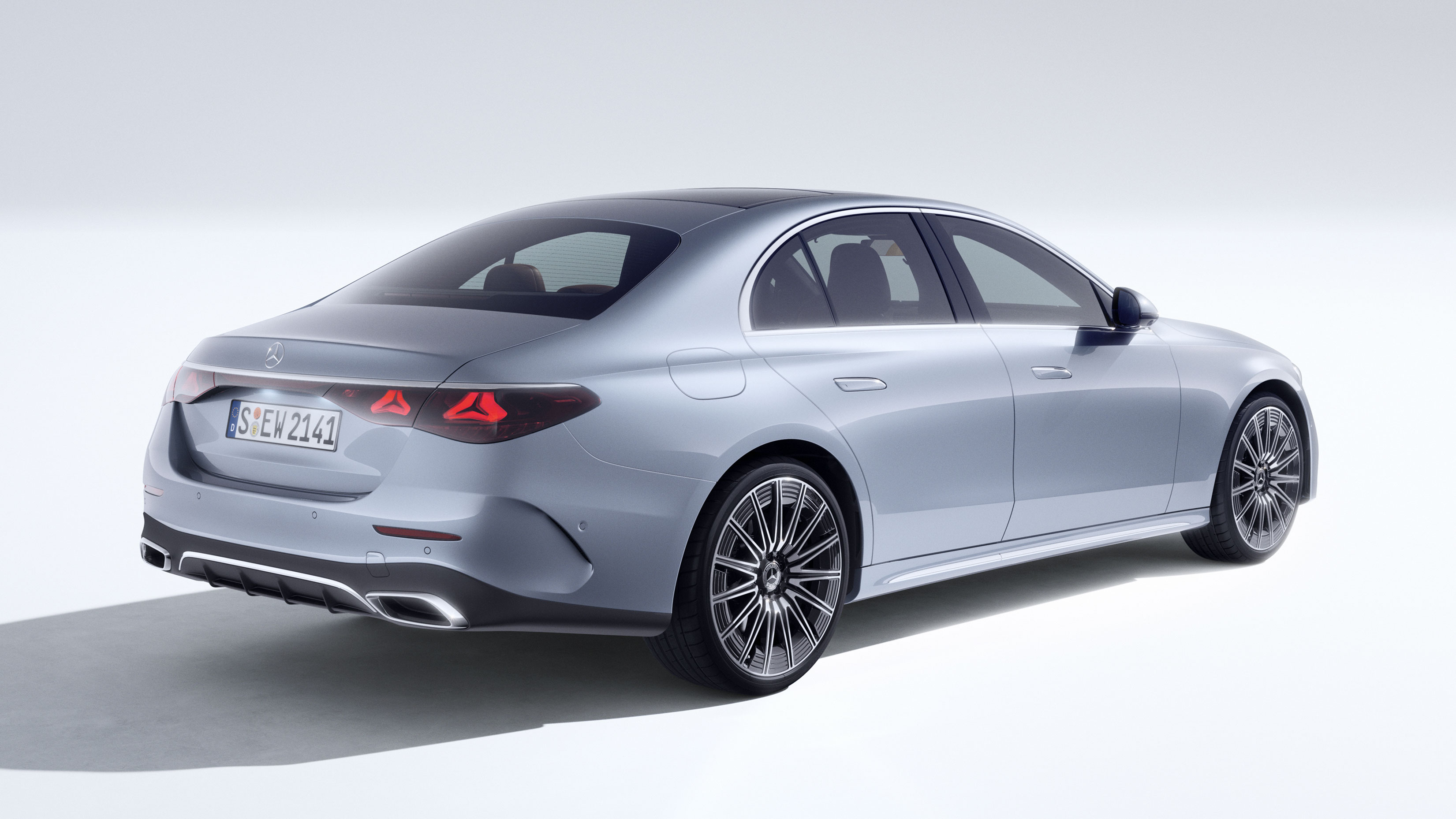 Mercedes e class amg store